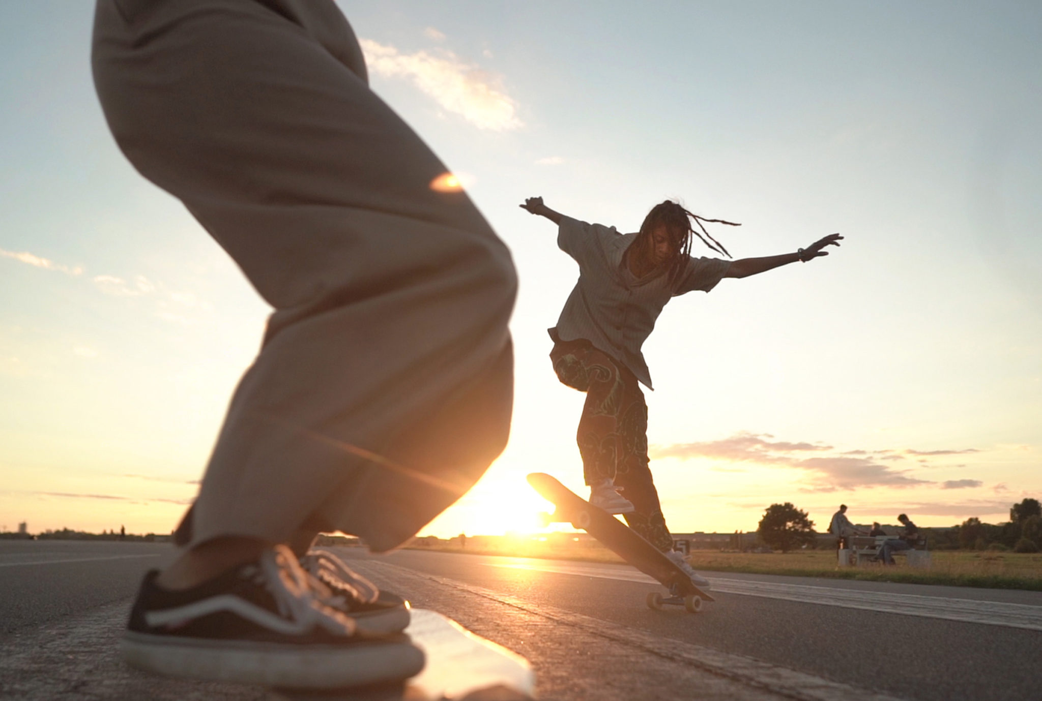 The Longboard Dancer - Glorious Sport